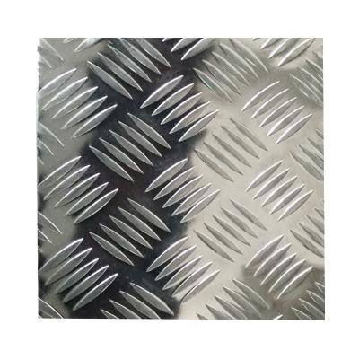 China 5 Bars Pattern Diamond Checker Sheet 3mm 6061 3003 Stucco Embossed  Aluminum Checker Plate for sale