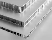 China Aluminum Honeycomb Wall Panels 3003 Core 7-50mm High Strength Flatness Soundproof Impact Resistant PVDF Coated Panel for sale