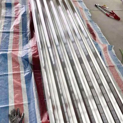 China Aluminium Roofing Sheet In Nigeria Aluminum Roofing Coil Roll 0.5 Mm Thickness for sale