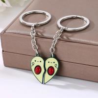 China Custom Heart-Shaped Avocado Keychain Pair - 8-Day Sample, 15-Day Production, ISO9000 Certified for sale