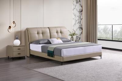 China Italian Minimalist Double Zone Buckle Soft Bed Italian Style Hotel Furniture for sale