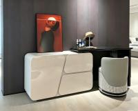 China Modern Minimalist Extendable Vanity Dresser Combo Modern Minimalist Makeup Desk for sale