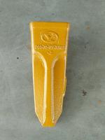 China Komatsu Bucket Teeth Types PC200RC Rock Chisel Komatsu Excavator Bucket Teeth 205-70-19570RC-2 for sale