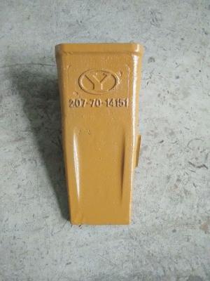 China Komatsu PC300 Front Loader Bucket Teeth Replacement 207-70-14151 for sale