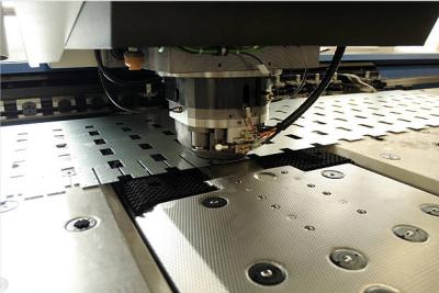 China AISI 201 304 Stainless Steel Perforated Metal Sheet 0.1-6mm Thickness Round Hole Punching Plate for sale