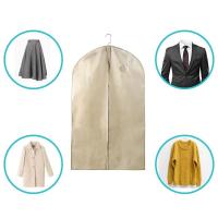 China Business Black Quilted 80gsm 60x100cm Non Woven Suit Cover for sale