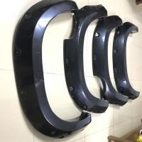 China ABS 4x4 Wheel Arch Flares With Decorative Screws 2018 Year for sale