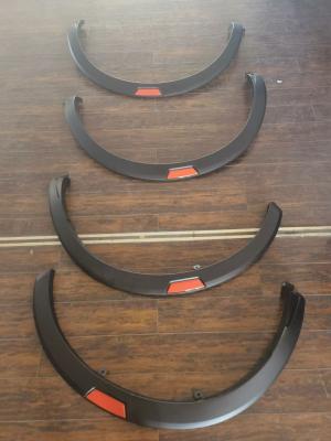 China Nissan Navara Np300 2020+ 4x4 Wheel Arch Flares PP Material 4PCS for sale