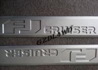 China Chrome Body Moulding Trim For Toyota FJ Cruiser 07-14 Side Body Door Molding for sale