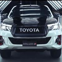 China Automotive Front Grill Mesh TRD For TOYOTA HILUX REVO 2019 Rocco Modified Grill for sale