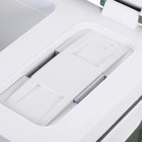 China NO App-Controlled 25L Solar Car Freezer Refrigerator with Built-in Replaceable Battery for sale