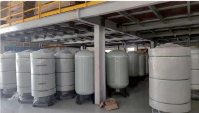China FRP Water Treatment Tank 1365 φ325×1650mm 2.5in Thread 2.0-2.5 T/H Anticorrosion for sale