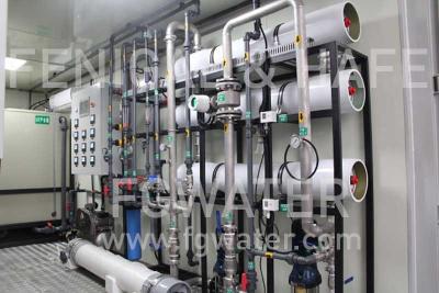 China 40' Containerized Water Treatment Plant with 1000TPD Reverse Osmosis Capacity for Seawater Desalination for sale