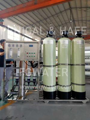 China Commercial Reverse Osmosis Water Treatment System 1500-9000GPD Skid Mount RO Filter for sale