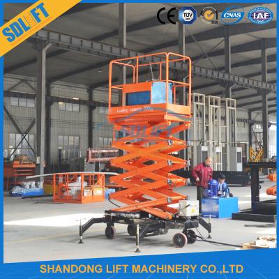 China 4 wheels Mobile Aerial Work Lift Platform Pulled Mobile Scissor Lift with CE Certificate for sale
