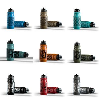 China Food Grade Silicone Multi-Color Bike Bottle 215*80*80 mm Capacity 650ML Outdoor Exercise for sale