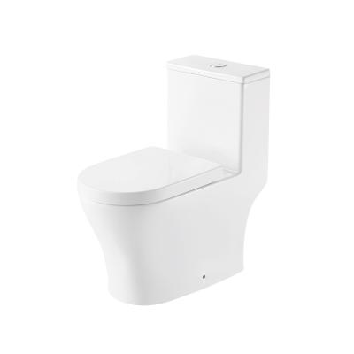 China PP One Piece White Toilet 370x695x735mm P Trap Commode For Bathroom for sale