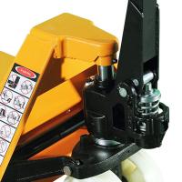China 2.5 Ton 3 Ton Manual 500Kg Board Stacker / Stacker Pallet XCMG XCC-WM30 for sale