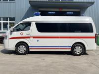 China Foton G7 First Aid Ambulance For Patients Transit And Treatment for sale