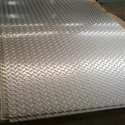 China ASTM SUS 201 304 316L Stainless Steel Checkered Plate Anti Slip Sheet 1540mm for sale