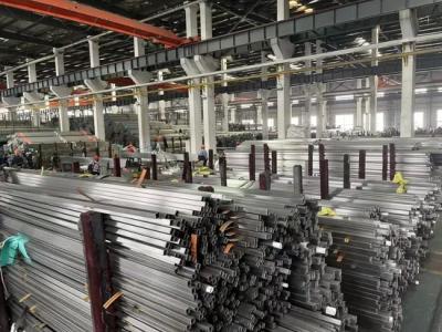 China 304L 2B No.1 Stainless Steel Pipe SS Tube 0.3mm-6mm Thickness for Architectural Decoration for sale