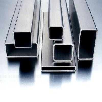 China ASTM Square Stainless Steel Pipe Seamless 304 304L 316L 0.5mm Thick for sale