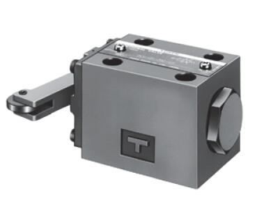 China DCG-01-2B2-40 Cam Operated Directional Valves for sale