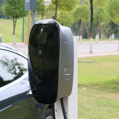 China 7kW 200V Mobile Electric Vehicle Charger 32A EV Charging Box for sale
