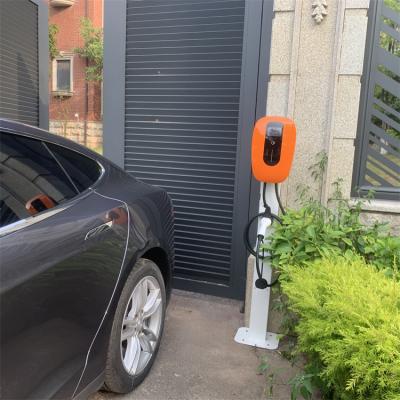 China IEC 62196 Mobile Car Charging Station OCPP 1.6 In Public Parking Lots for sale