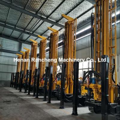 China 30° Climb Ability 800m Deep Water Well Drilling Rig With 30T Lifting Force for sale