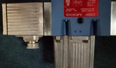 China MOOG D661-4539 Servo Valve Positioner IP65 IP67 90 L/min 350 bar for sale