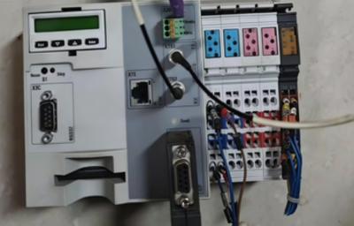 China CML40.2 SP 330 NA NNNN NW PLC 32 Bit RISC Processor 24V DC Industrial Controller for sale