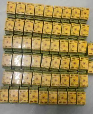 China Pilz PNOZ s4 Safety Relay 24V DC 6A PLe Cat 4 DIN Rail Mount for sale
