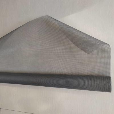 China Security Fiberglass Fly Screen Mesh Fly Screen Mosquito Net For Windows And Door for sale