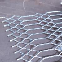 China Hexagonal Shape Galvanized Expanded Metal Mesh Stretched Lath Mesh for sale