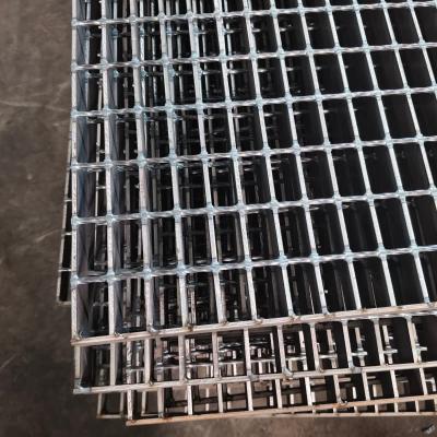 China Hot Dip Galvanizing Ss Heavy Duty Grating Trench Drain Stainless Steel For Road Drain Cover for sale