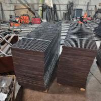 China 304 Grid Mesh Heavy Duty Steel Floor Grating For Overpass Tread Plate for sale