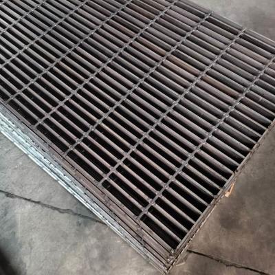 China 304 Grid Mesh Heavy Duty Steel Floor Grating For Overpass Tread Plate for sale