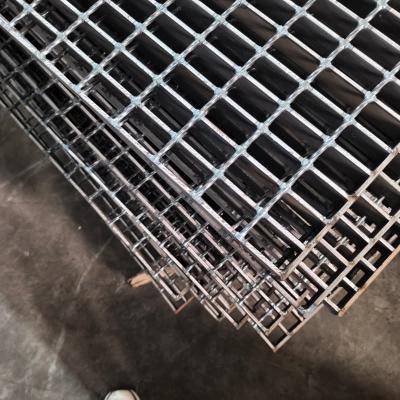 China SS304 Bar Stainless Grating Stairs For Community Trench Cover for sale