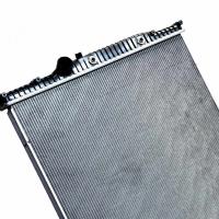 China Aluminum Heavy Duty Truck Radiator For  VNL64 TRACTOR L6 06032701 1003579 for sale