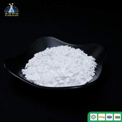 China Calcium Chloride Flakes 77% Purity Snow Melting Ice Melt Flakes for sale