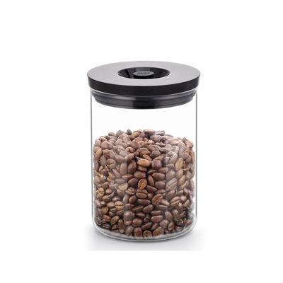 China Bulk Kitchen Essentials Square Airtight Glass Containers Storage Jars With Plastic Lid for sale