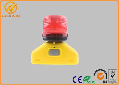 China TYPE D 360˚ Visibility Traffic Warning Lights , Durable Solar Barricade Warning Light for sale