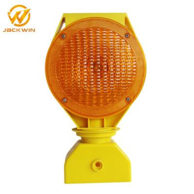 China High Visible Led Solar Flashing Road Construction Warning Lights Over 500 Meter Visual Distance for sale