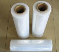 China Linear Low Density Polyethylene 20 Micron LLDPE Stretch Film Roll Wrap for sale