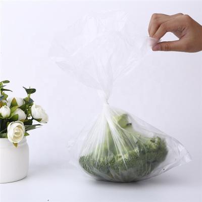 China 10 mil Flat Compostable HDPE Supermarket Plastic Bags Roll For Vegetables Fruit for sale
