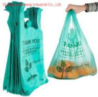 China Polythene Compostable Food Packaging 100% Biodegradable T Shirt Bags for sale