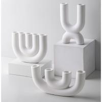 China Modern White Ceramic Candlestick Candle Holder Decorative Home Ornament Gift 10 Units MOQ for sale