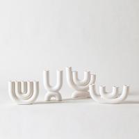 China Modern White Ceramic Candlestick Candle Holder Decorative Home Ornament Gift 10 Units MOQ for sale