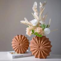 China Red Terracotta Vase Modern Hydroponic Dry Flower Home Hotel Decoration 20cm 25cm for sale